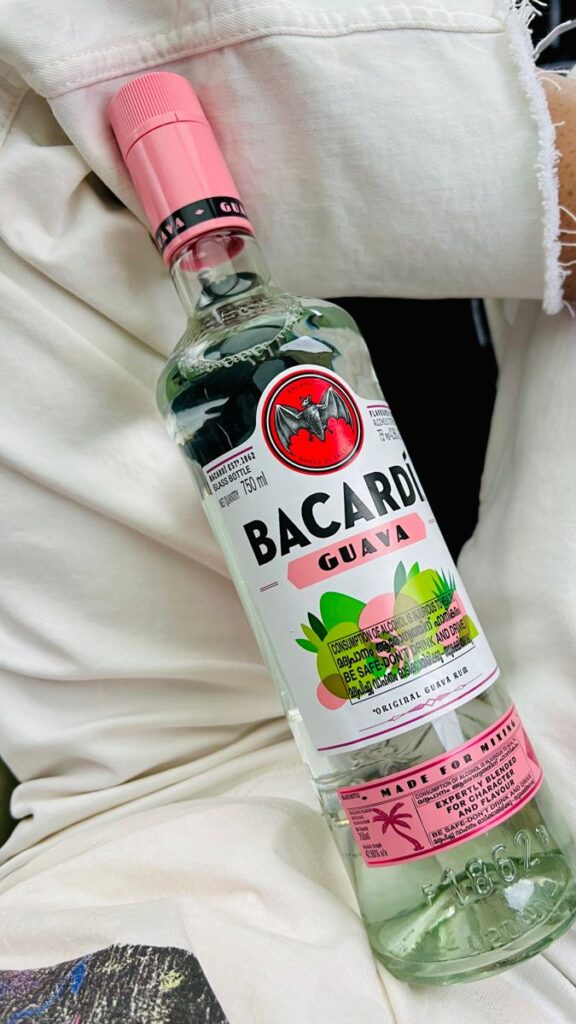 BACARDI GUAVA ORIGINAL GUAVA RUM (750 ml)